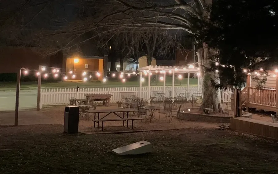 Queen Bee Coffee Co - McDonough | Toast