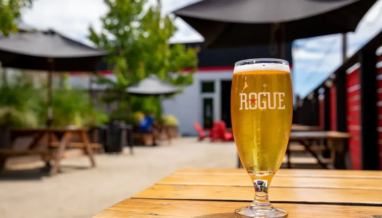 Rogue Ales and Spirits Eastside Pub - Diet Refill