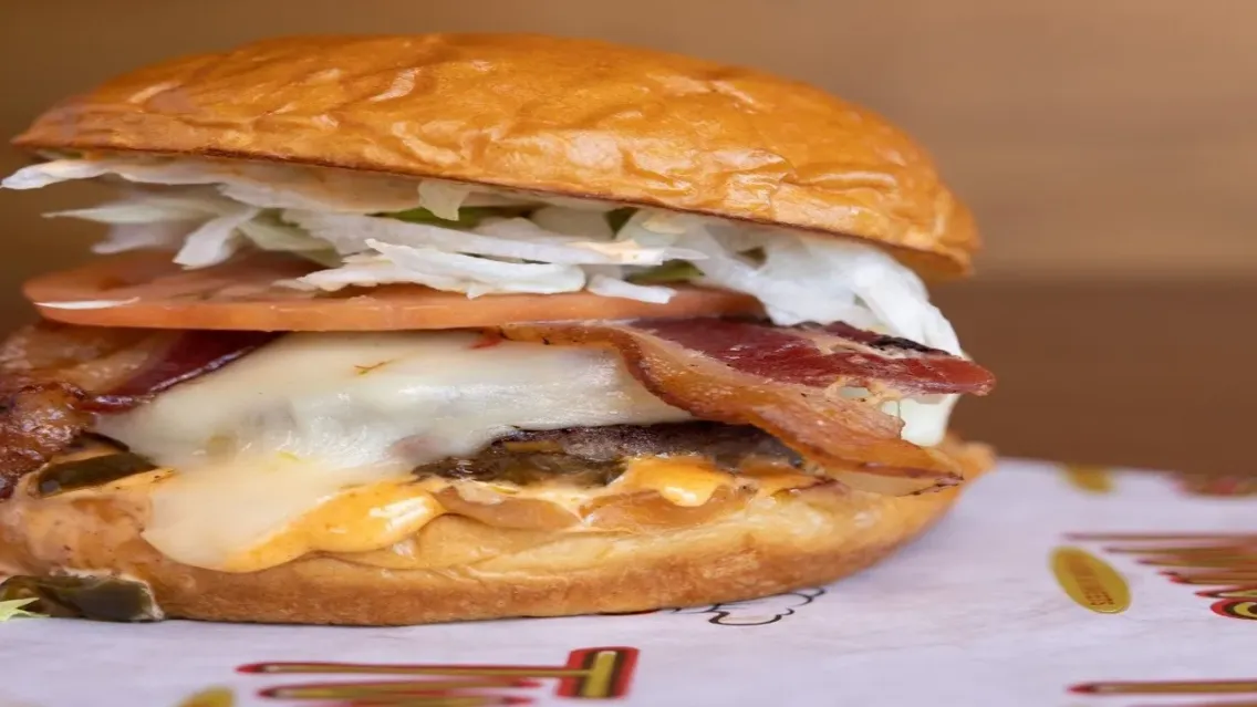 Twin's Burgers & Sweets - Lafayette | Toast