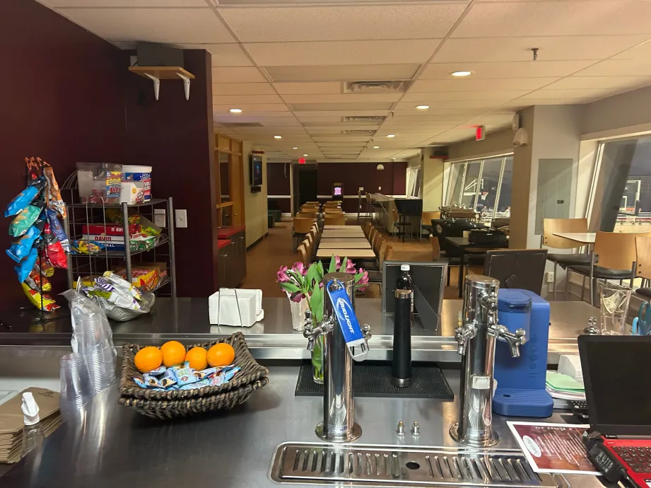 Oyster’s Pearl Cafe 3001 East Parham Road - STRAIGHT