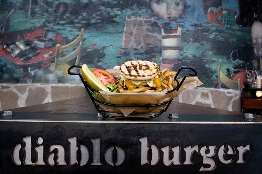 Diablo Burger Flagstaff - Protein Style Salad (2 patties)